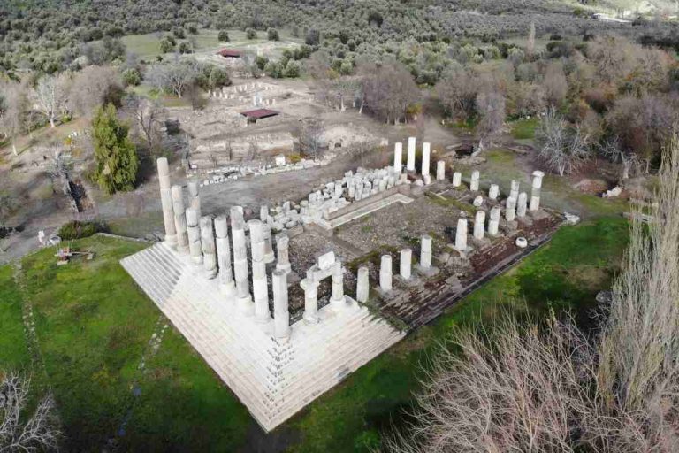 Ritrovata una tomba romana di 2000 anni fa: cosa c'era al suo interno